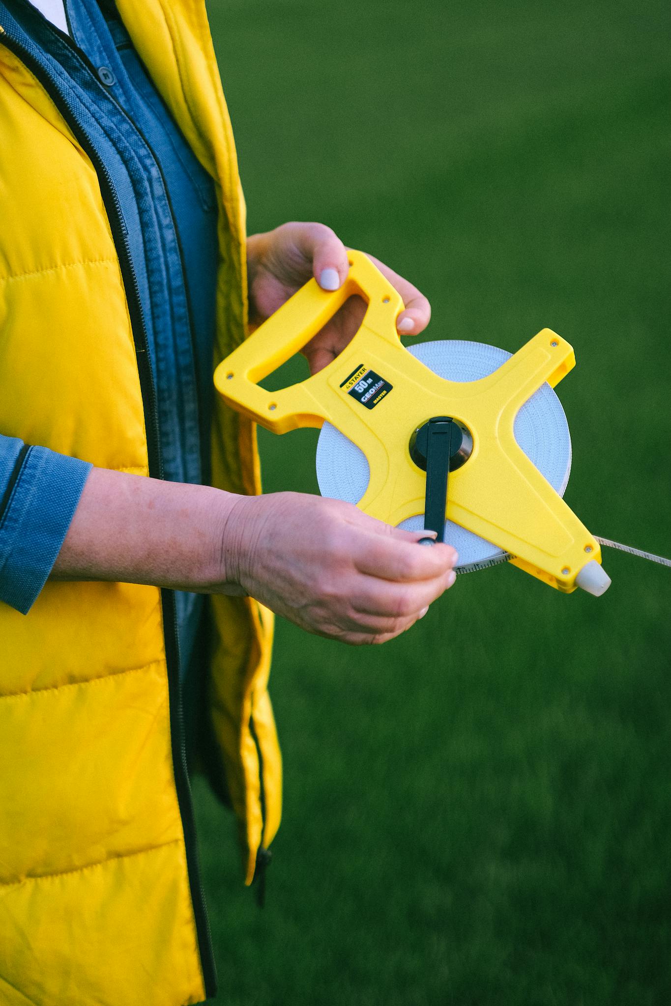 7 Types of Tape Measures That Every DIYer Should Know - Tekton Travis